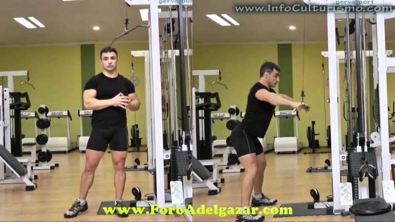 Cómo Realizar el Pull Over en Polea Alta con Brazos Extendidos: Guía ...